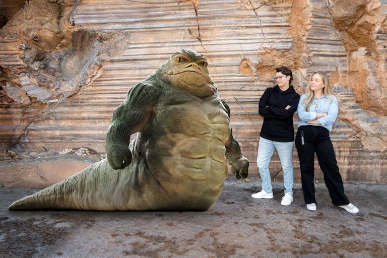 Disney Parks Get Ready For 'The Mandalorian and Grogu' With Ride ...